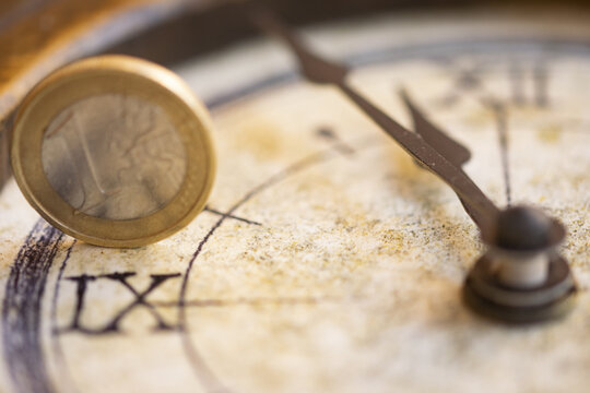 "Value Of Time" Immagini - Sfoglia 279 foto, vettoriali e video Stock ...