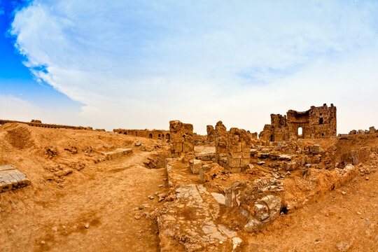 Rasafa Bilder – Durchsuchen 51 Archivfotos, Vektorgrafiken und Videos ...