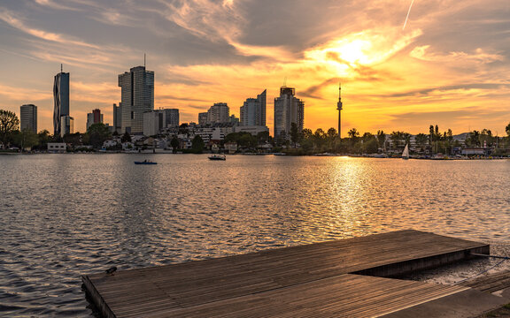 "Alte Donau" Images – Browse 1,095 Stock Photos, Vectors, and Video ...