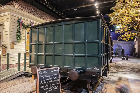 รูปภาพVactrain – เลือกดูภาพถ่ายสต็อก เวกเตอร์ และวิดีโอ133 | Adobe Stock