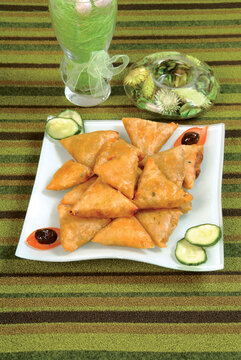 Briwate bilder – Bläddra bland 61 stockfoton, vektorer och videor ...