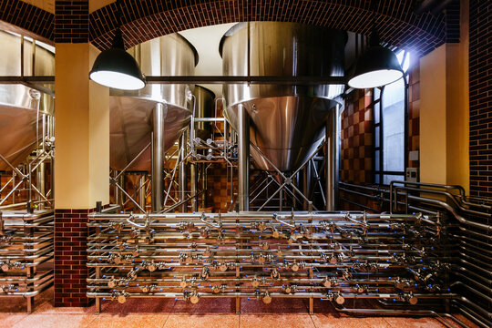 「Microbrewery」の画像 - 32,758 件の Stock 写真、ベクターおよびビデオ | Adobe Stock