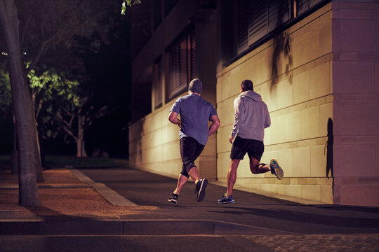 รูปภาพRunners – เลือกดูภาพถ่ายสต็อก เวกเตอร์ และวิดีโอ793,267 | Adobe Stock