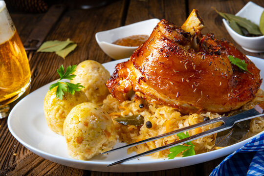 Hachse Bilder – Durchsuchen 8,890 Archivfotos, Vektorgrafiken und ...