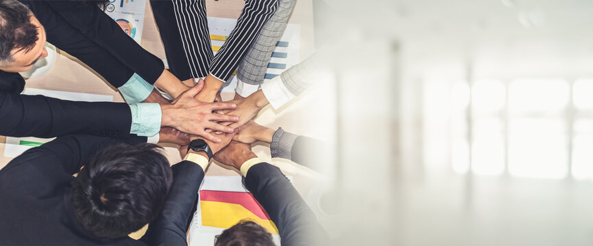 Teamwork Images – Browse 3,596,611 Stock Photos, Vectors, and Video ...