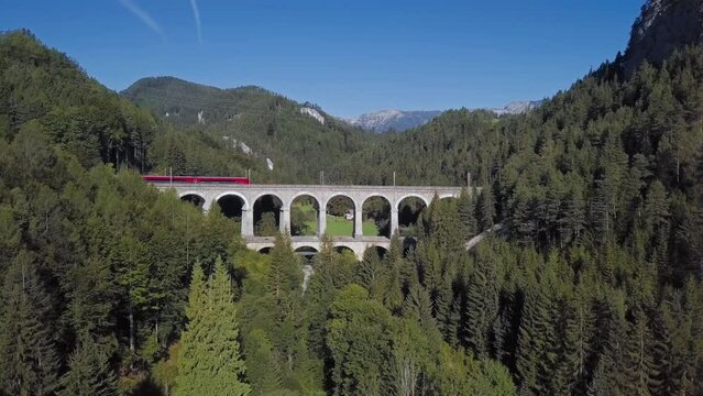 Semmeringbahn - Images et vidéos libres de droits | Adobe Stock