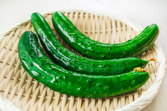 「キュウリ」の画像 - 1,111,396 件の Stock 写真、ベクターおよびビデオ | Adobe Stock