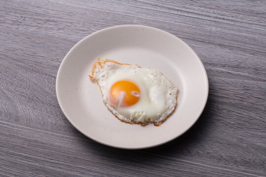 「半熟たまご」の画像 - 1,178 件の Stock 写真、ベクターおよびビデオ | Adobe Stock