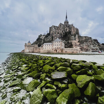 「Mont-Saint-Michel」の画像 - 15,261 件の Stock 写真、ベクターおよびビデオ | Adobe Stock