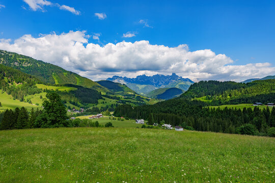 Tennengau Bilder – Durchsuchen 715 Archivfotos, Vektorgrafiken und ...