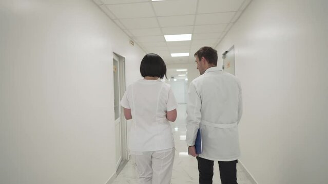 Two Doctors Images – Browse 157,913 Stock Photos, Vectors, and Video ...