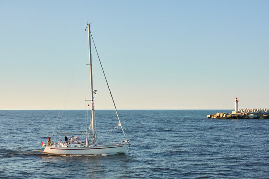 Imagens de Sloop – Explore Fotografias do Stock, Vetores e Vídeos de ...