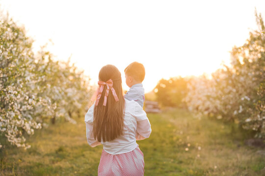 Elternabend Bilder – Durchsuchen 74,341 Archivfotos, Vektorgrafiken und ...