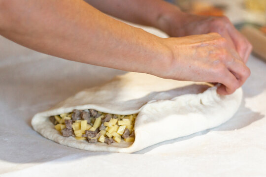 Pirok Images – Browse 25 Stock Photos, Vectors, and Video | Adobe Stock