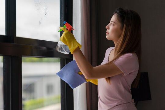 「Dirty Mirror」の画像 - 21,960 件の Stock 写真、ベクターおよびビデオ | Adobe Stock