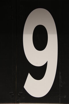 「Nueve」の画像 - 351 件の Stock 写真、ベクターおよびビデオ | Adobe Stock