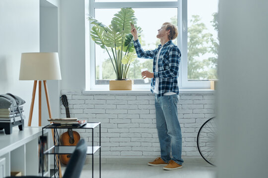 "Simple Living" Images – Browse 24,116 Stock Photos, Vectors, and Video ...