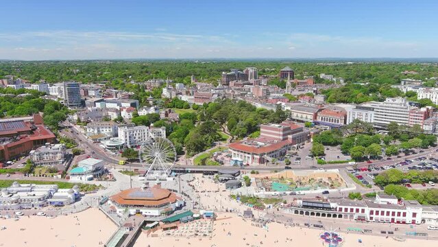 Bournemouth Uk Images – Browse 4,932 Stock Photos, Vectors, and Video ...