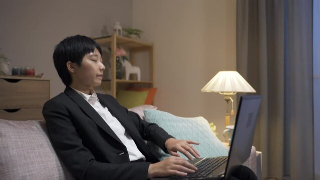 Propping Images – Browse 444,386 Stock Photos, Vectors, and Video ...