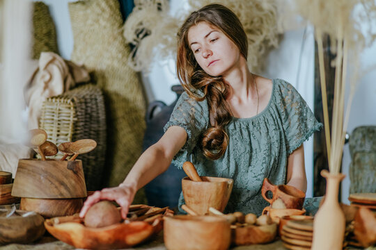 「Crafter」の画像 - 3,226 件の Stock 写真、ベクターおよびビデオ | Adobe Stock