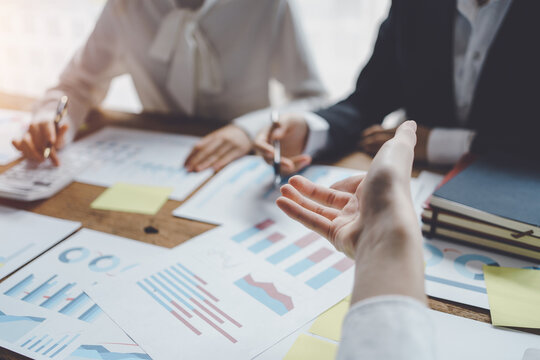 Imagens de Charts – Explore Fotografias do Stock, Vetores e Vídeos de ...