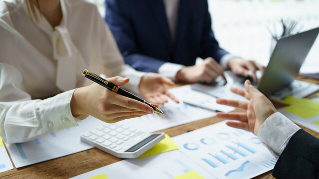 Imagens de Charts – Explore Fotografias do Stock, Vetores e Vídeos de ...