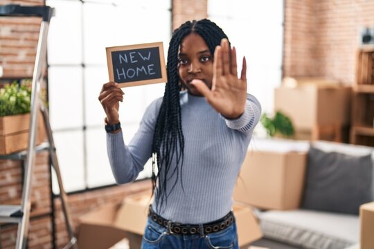 Stopptafel Bilder – Durchsuchen 126,232 Archivfotos, Vektorgrafiken und ...