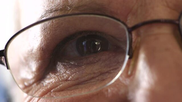 Old One Eye-Bilder: Stock-Fotos & -Videos. | Adobe Stock