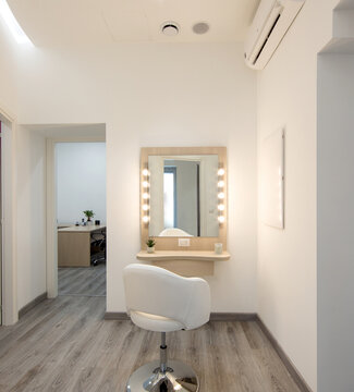 "Centro Estetico" Images – Browse 546 Stock Photos, Vectors, and Video ...