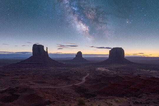 Imágenes de Rutas: descubre bancos de fotos, ilustraciones, vectores y ...