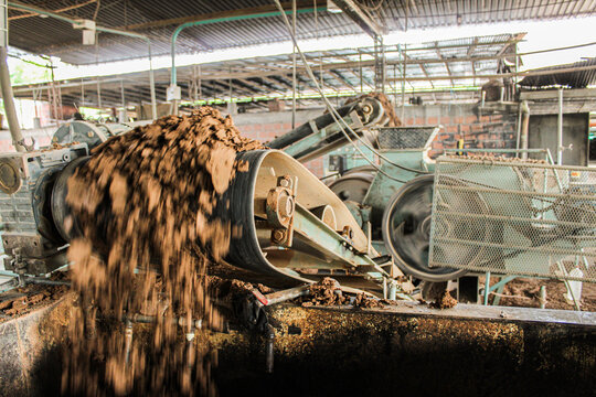 Trituration Images – Browse 565 Stock Photos, Vectors, and Video ...