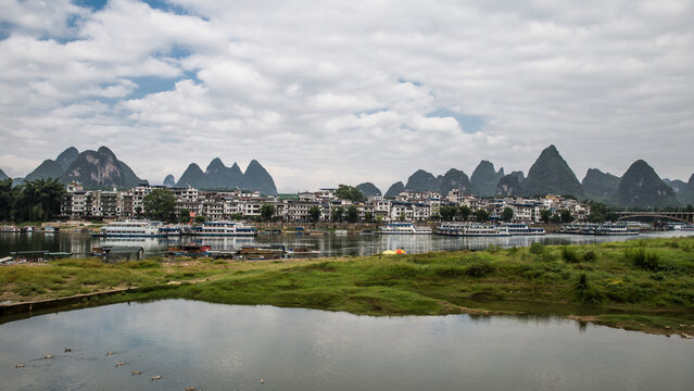 Guillin Imagens – Procure 262 fotos, vetores e vídeos | Adobe Stock