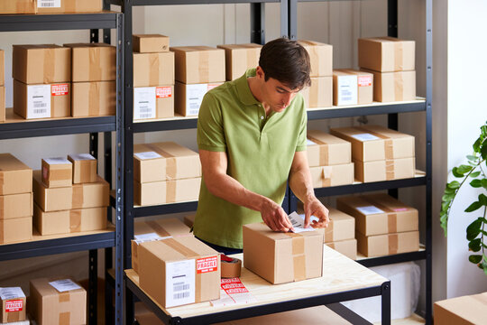 Parceling Images – Browse 1,897,611 Stock Photos, Vectors, and Video ...