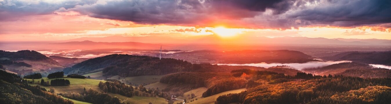 Crepuscle Images – Browse 3,964,670 Stock Photos, Vectors, and Video ...