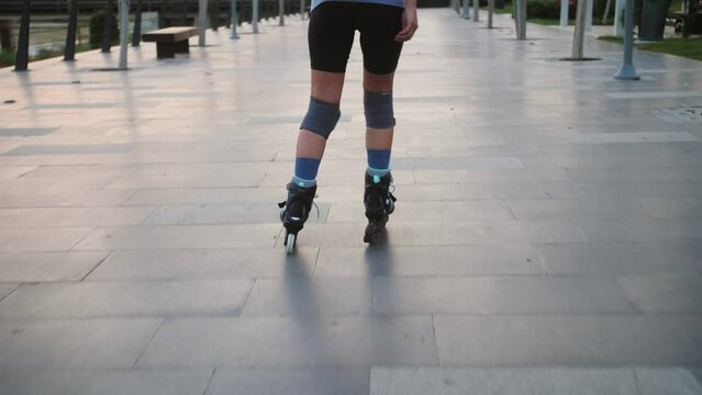 "Roller Skater"-Bilder: Stock-Fotos & -Videos. | Adobe Stock