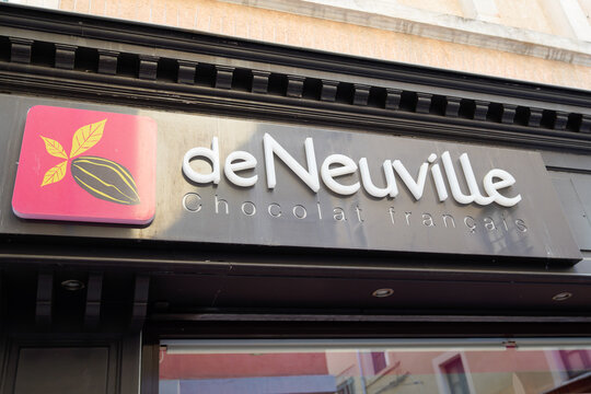 Neuville Images – Parcourir 683 le catalogue de photos, vecteurs et ...