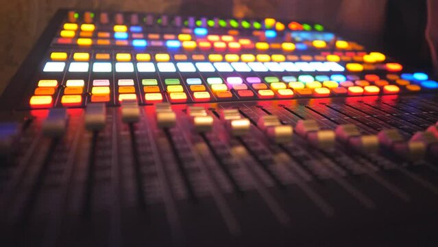 Soundboard bilder – Bläddra bland 14,919 stockfoton, vektorer och ...