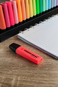 Stabilo Bilder – Durchsuchen 534 Archivfotos, Vektorgrafiken und Videos ...