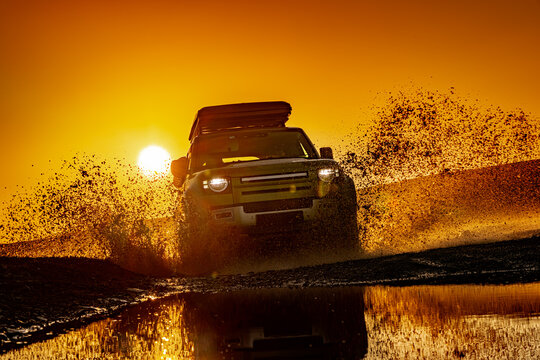 4Wd Images – Browse 42,500 Stock Photos, Vectors, and Video | Adobe Stock