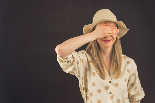 Embarassed Images – Browse 25,505 Stock Photos, Vectors, and Video ...