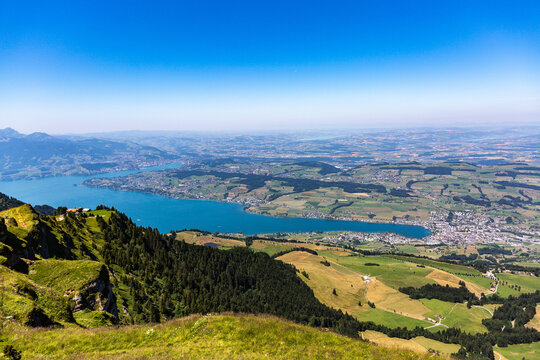 Rigibahn Bilder – Durchsuchen 844 Archivfotos, Vektorgrafiken und ...