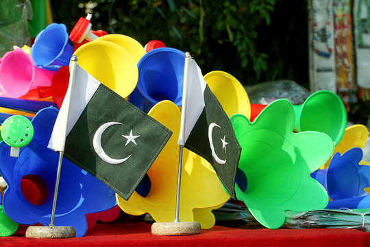 Imágenes de Pti: descubre bancos de fotos, ilustraciones, vectores y ...