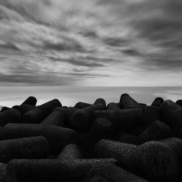 "Wave Breakers" 이미지 – 찾아보기 305 스톡 사진, 벡터 및 비디오 | Adobe Stock