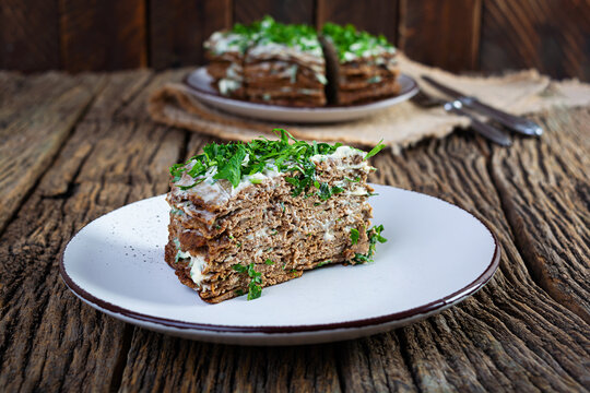 Leberkase-Bilder: Stock-Fotos & -Videos. | Adobe Stock