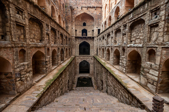"Agrasen Ki Baoli" Bilder – Durchsuchen 295 Archivfotos, Vektorgrafiken ...