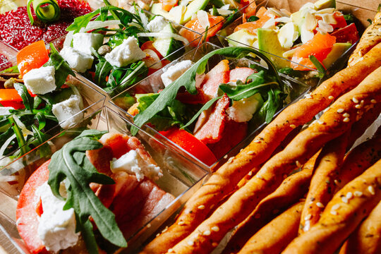 "Lots Of Food"-Bilder: Stock-Fotos & -Videos. | Adobe Stock