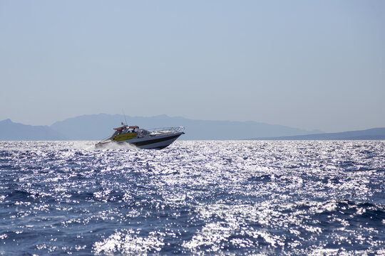 Schnellboot Images – Browse 517 Stock Photos, Vectors, and Video ...