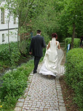 Imágenes de Weggehen: descubre bancos de fotos, ilustraciones, vectores ...