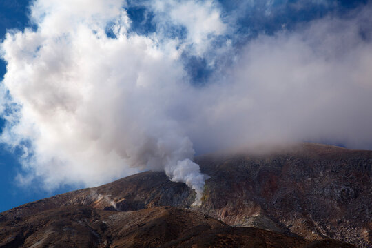 「Fumaroles」の画像 - 22,210 件の Stock 写真、ベクターおよびビデオ | Adobe Stock