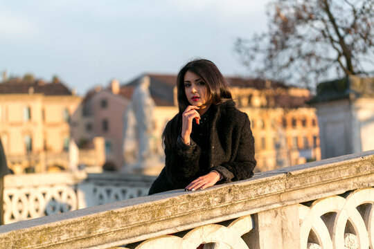 Raucherplatz Bilder – Durchsuchen 820 Archivfotos, Vektorgrafiken und ...